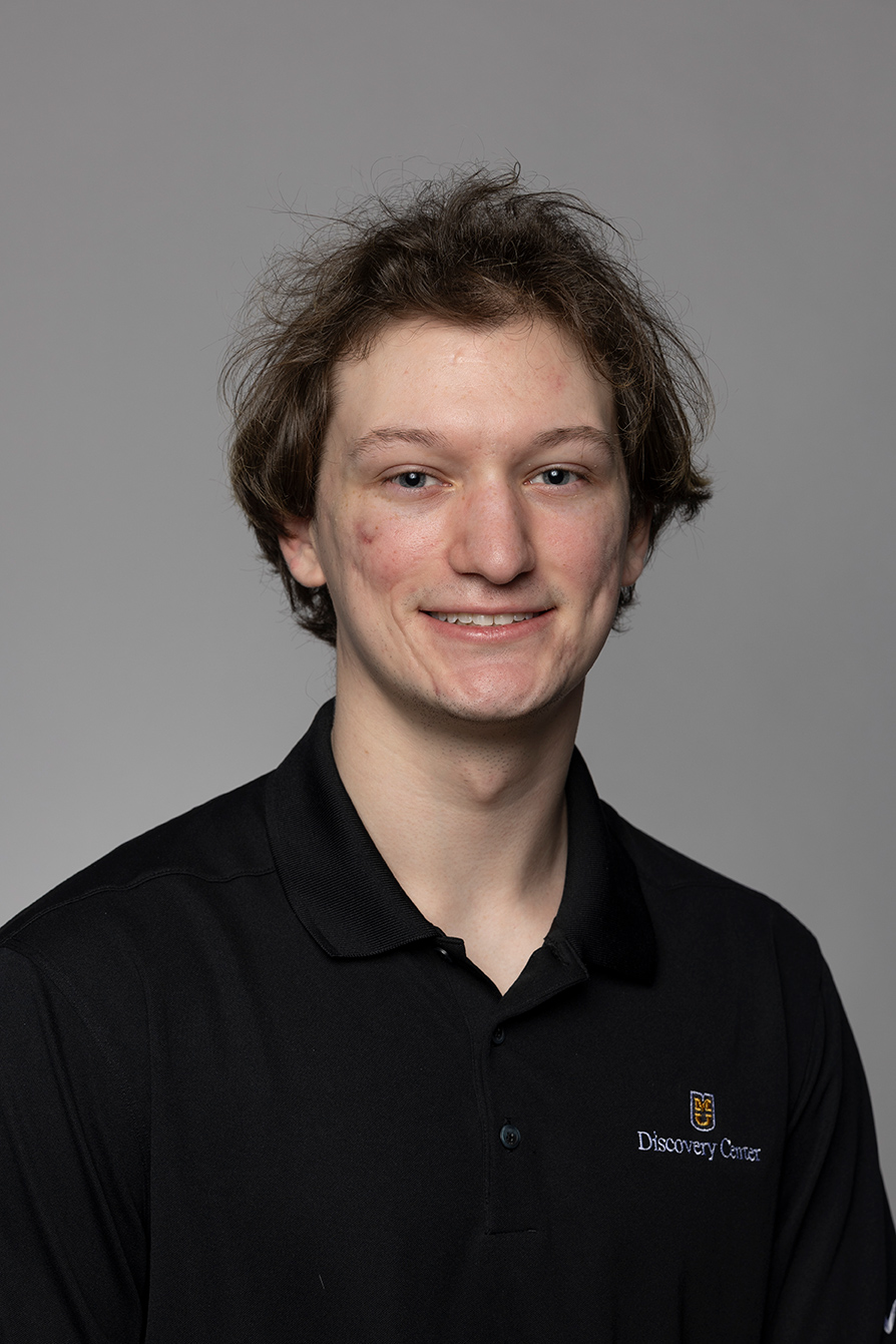 Peer Advising // Discovery Center